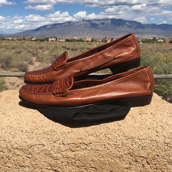 Mario Bruni | Shoes | Vintage Mario Bruni Italian Flat | Poshmark